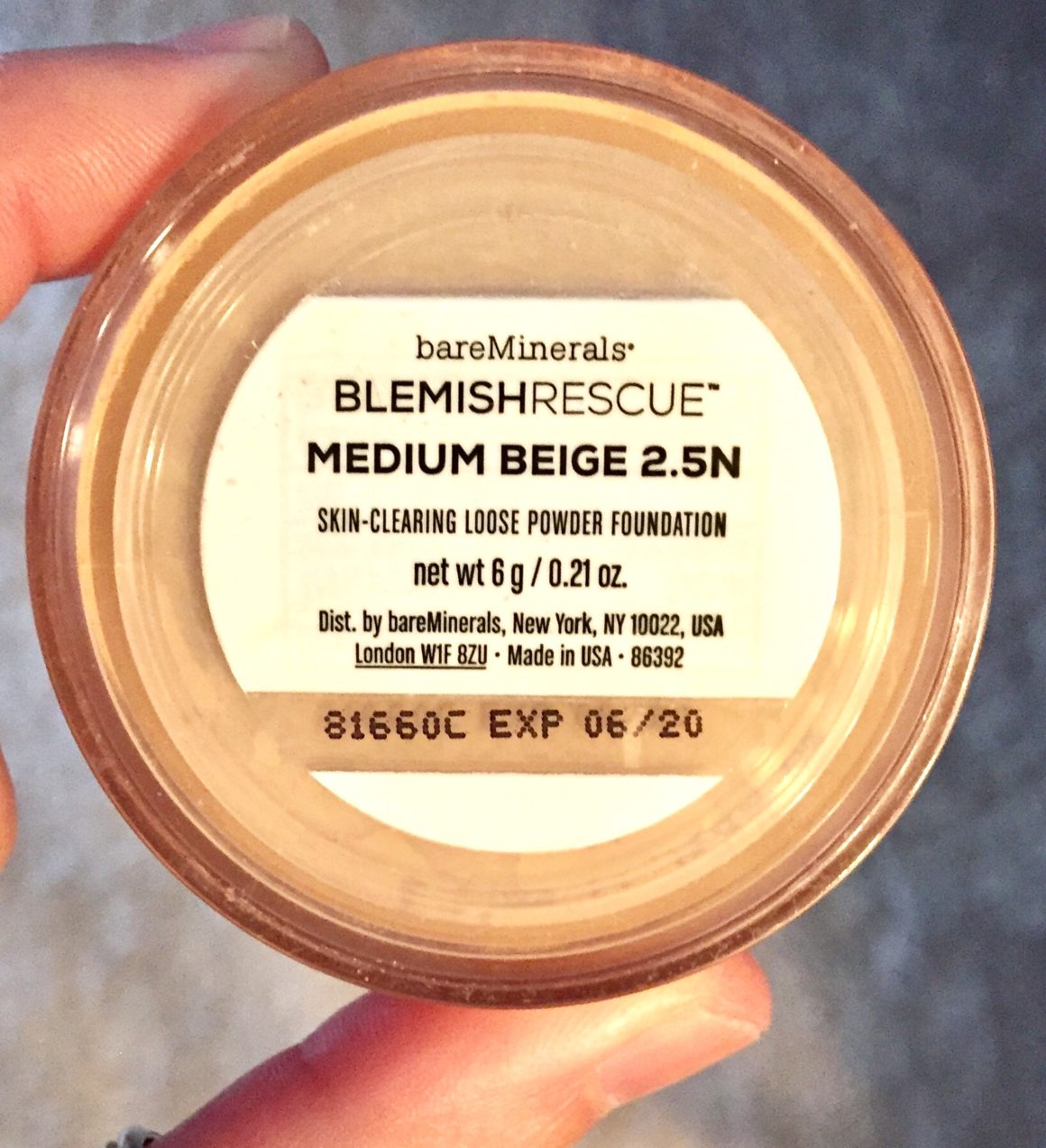 BareMinerals Blemish Rescue Powder Review - Is it Good for Acne?
